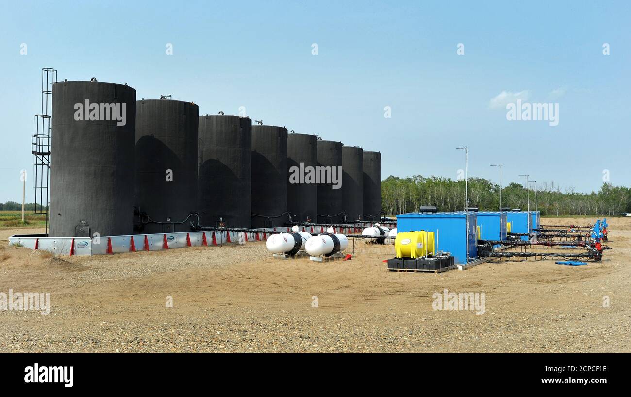 Hydraulic oil tank hi-res stock photography and images - Alamy