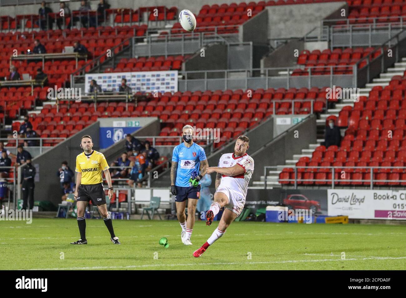 Jamie Ellis (30) of Hull KR converts for a goal Stock Photo - Alamy