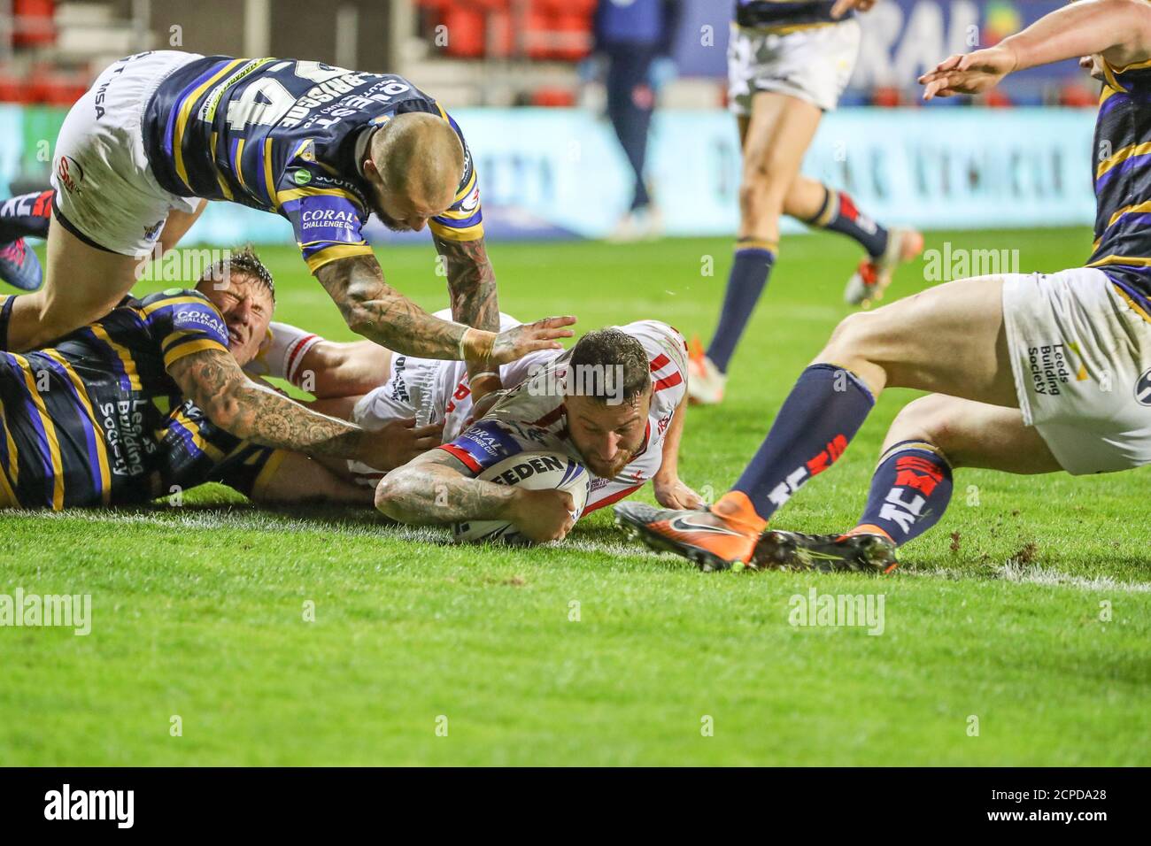 Jamie Ellis (30) of Hull KR goes over for a try Stock Photo - Alamy