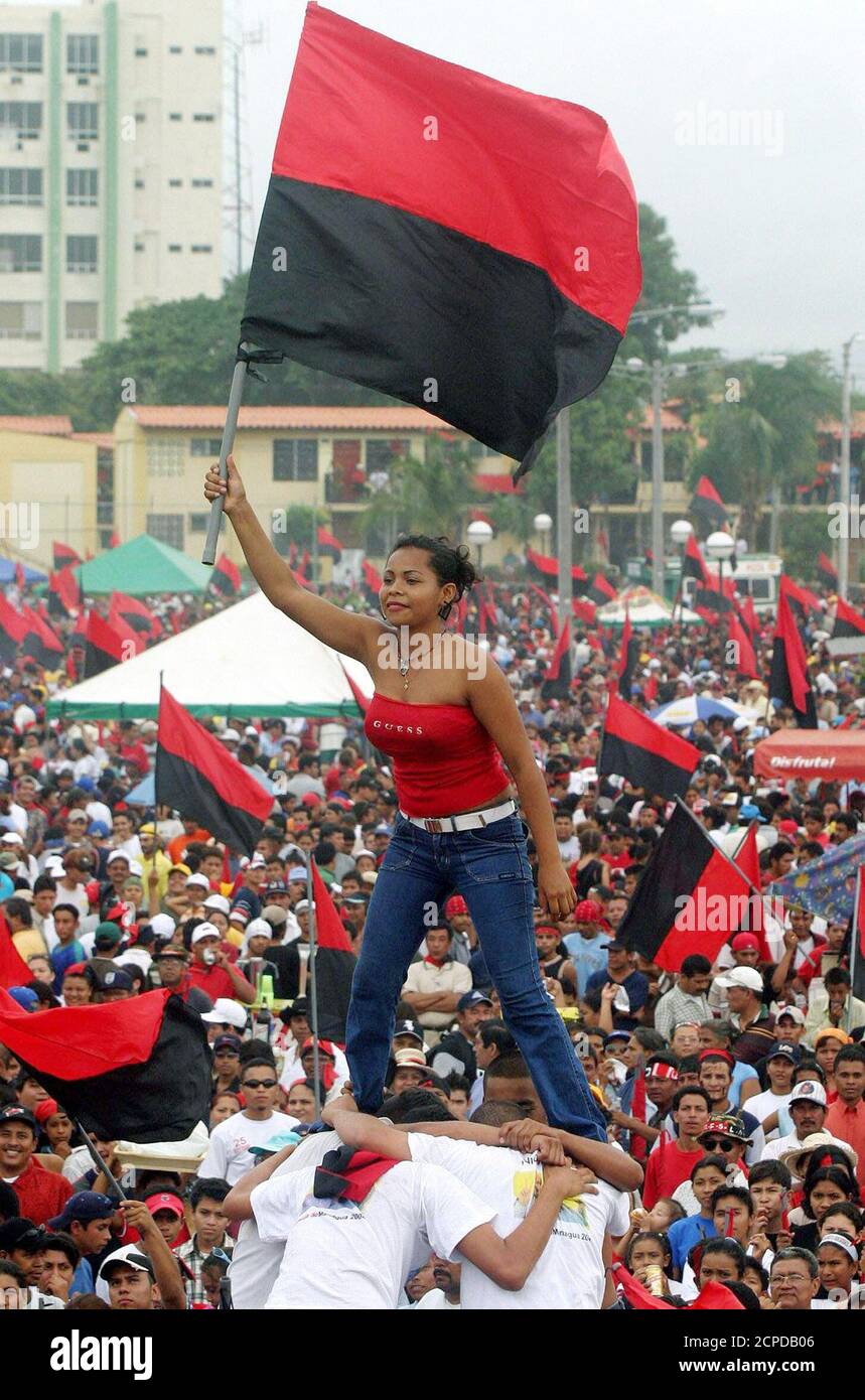 Sandinista fsln flag nicaragua hi-res stock photography and images - Alamy