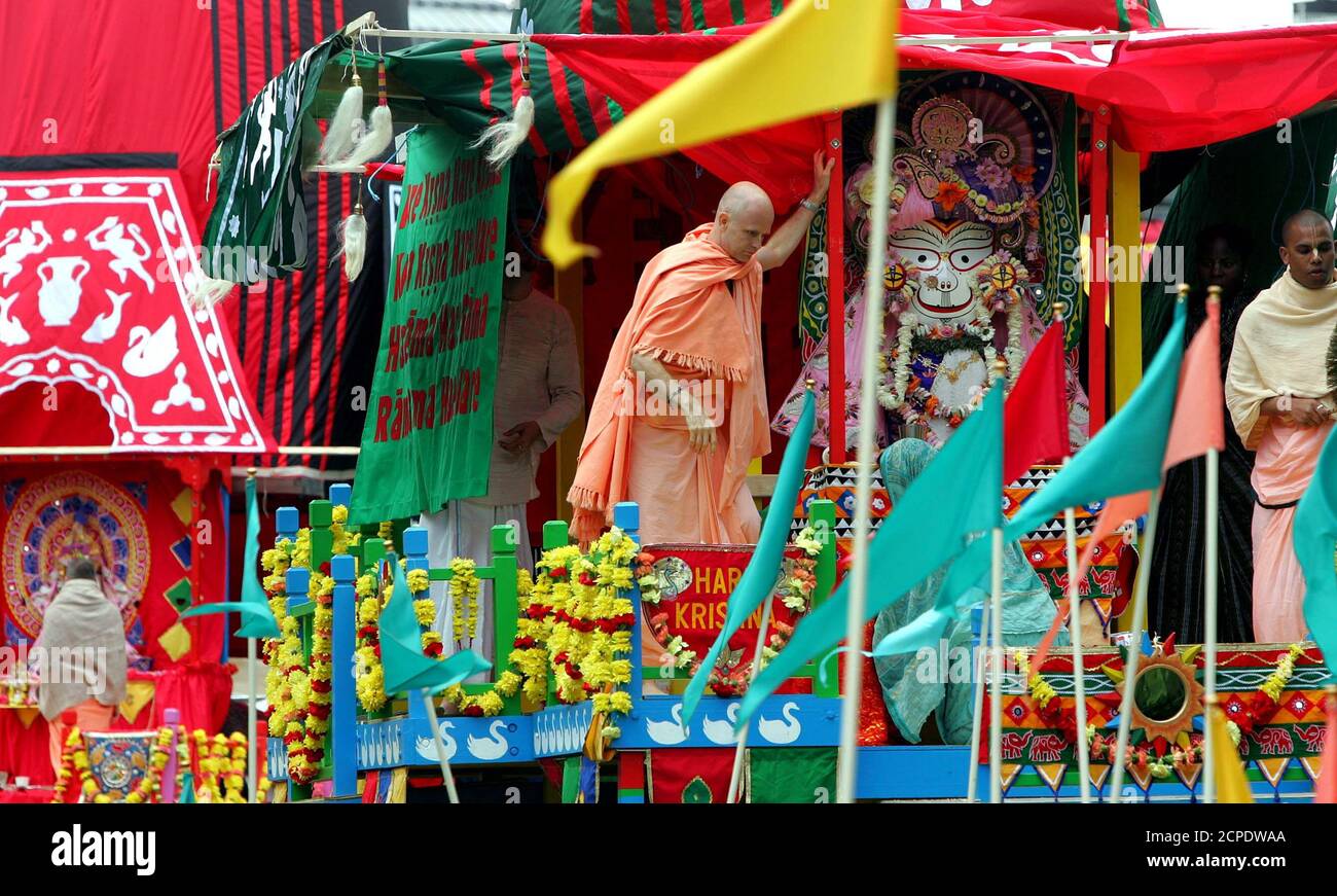 Hare krishna ratha yatra festival in london hi-res stock photography ...