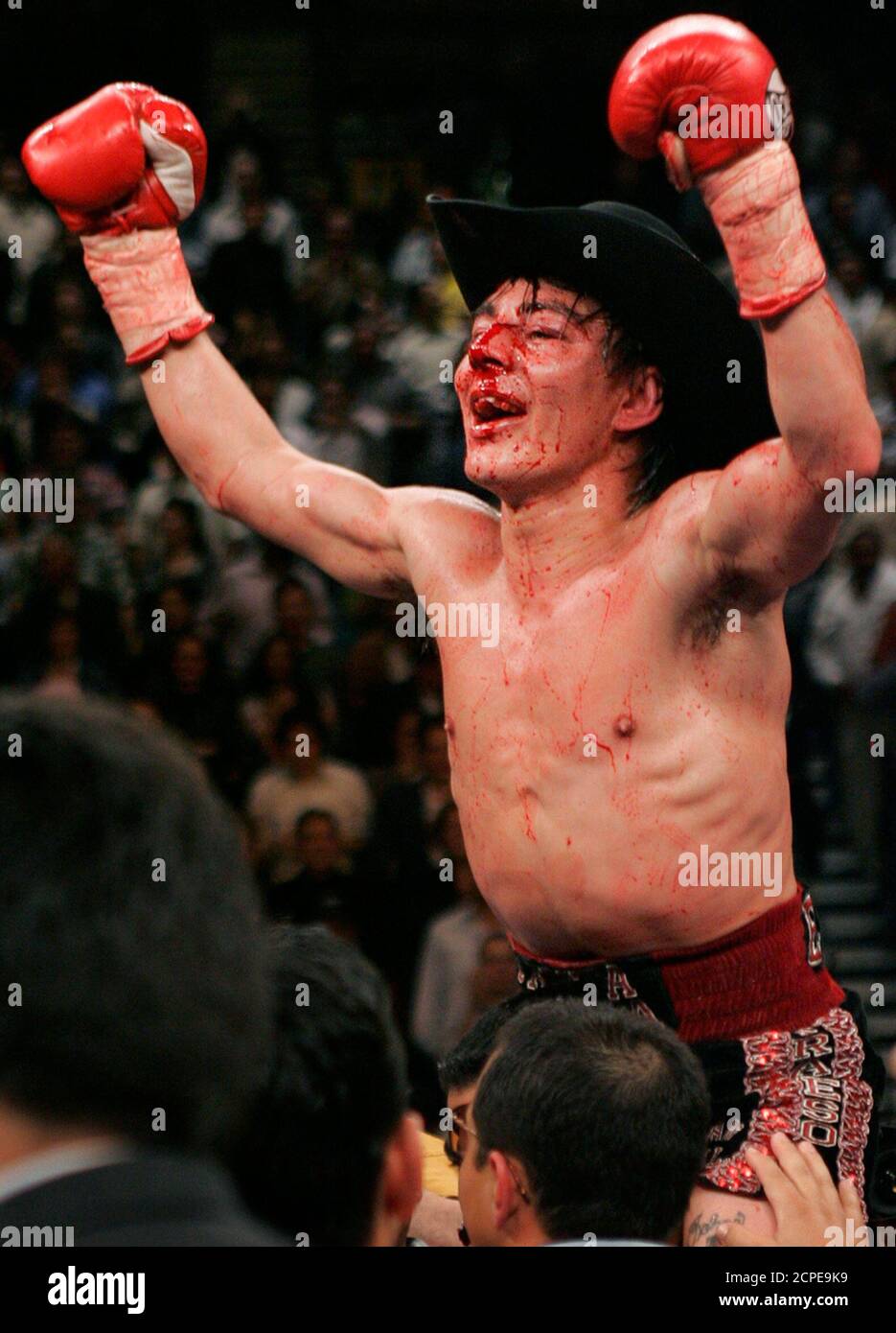 Junior flyweight hi-res stock photography and images - Alamy