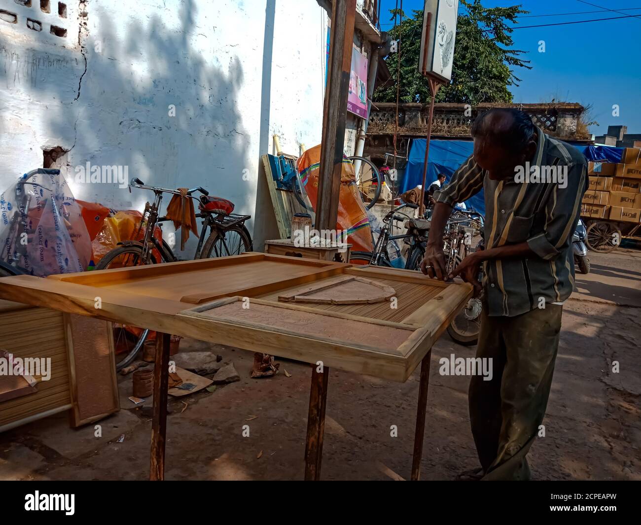 Old teak wood door traditional hi-res stock photography and images - Alamy