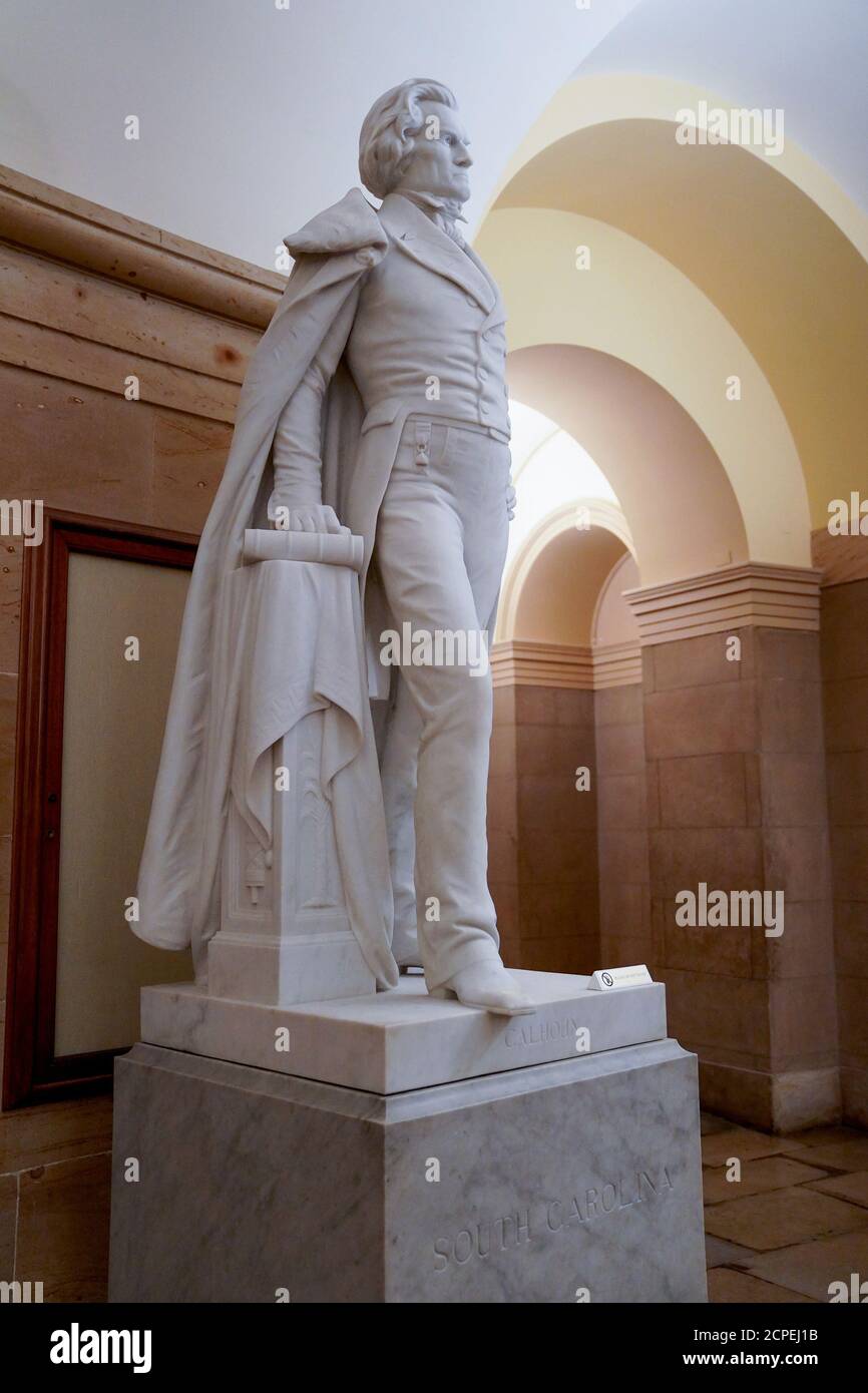 Calhoun statue remove hi-res stock photography and images - Alamy