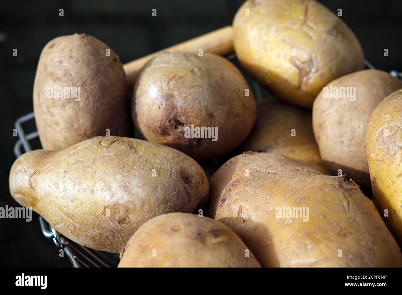 Earthy potatoes hi-res stock photography and images - Alamy