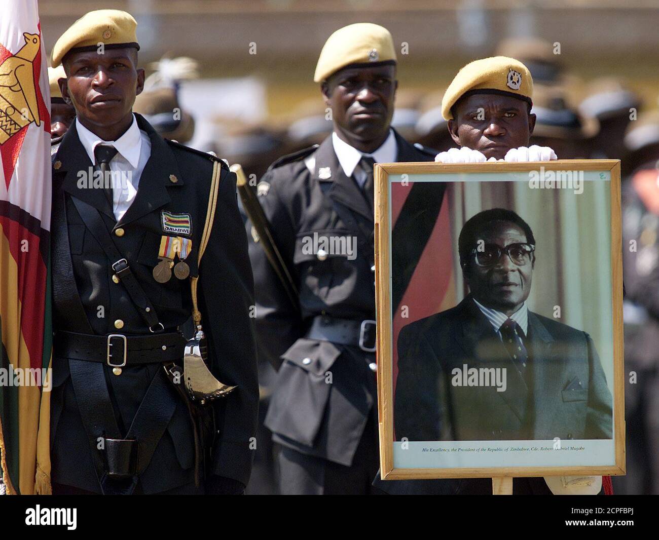 Robert mugabe portrait hi-res stock photography and images - Alamy