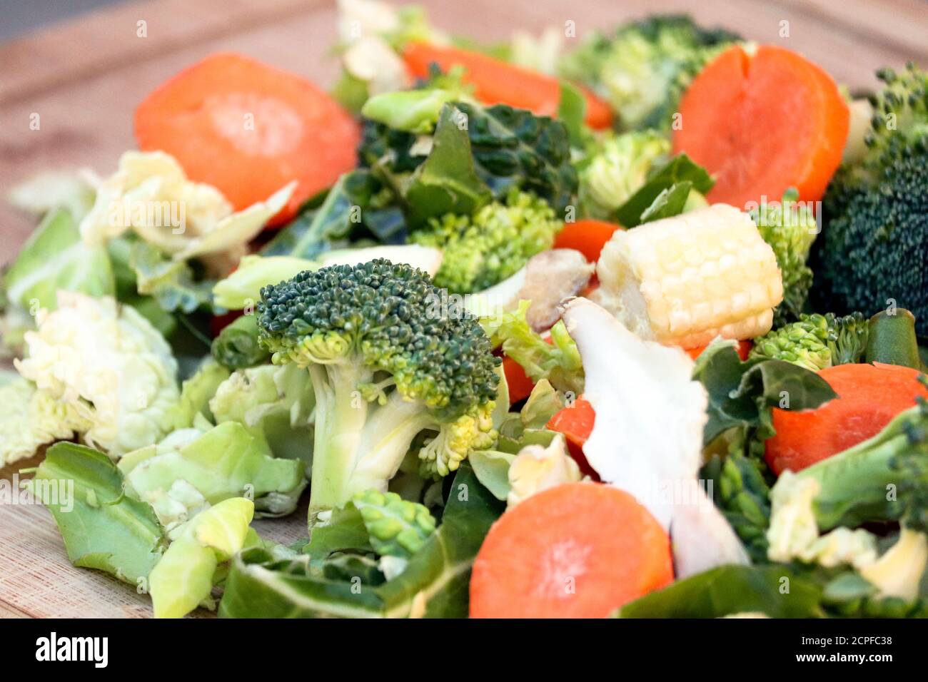 Chopped vegetables top view hi-res stock photography and images - Alamy