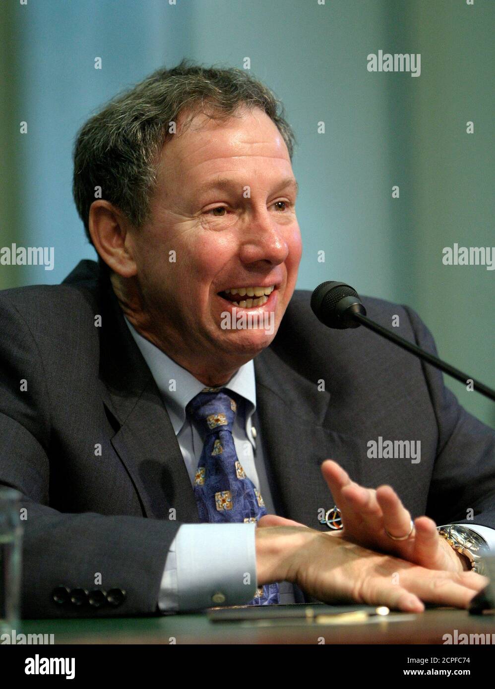 Michael russell nasa hi-res stock photography and images - Alamy