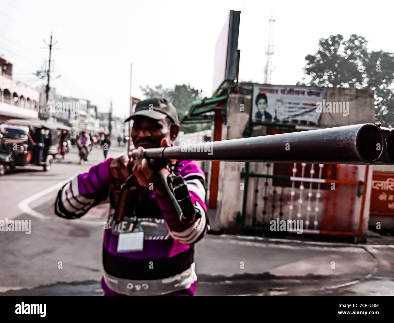 Closeup hand pointing gun camera hi-res stock photography and images ...