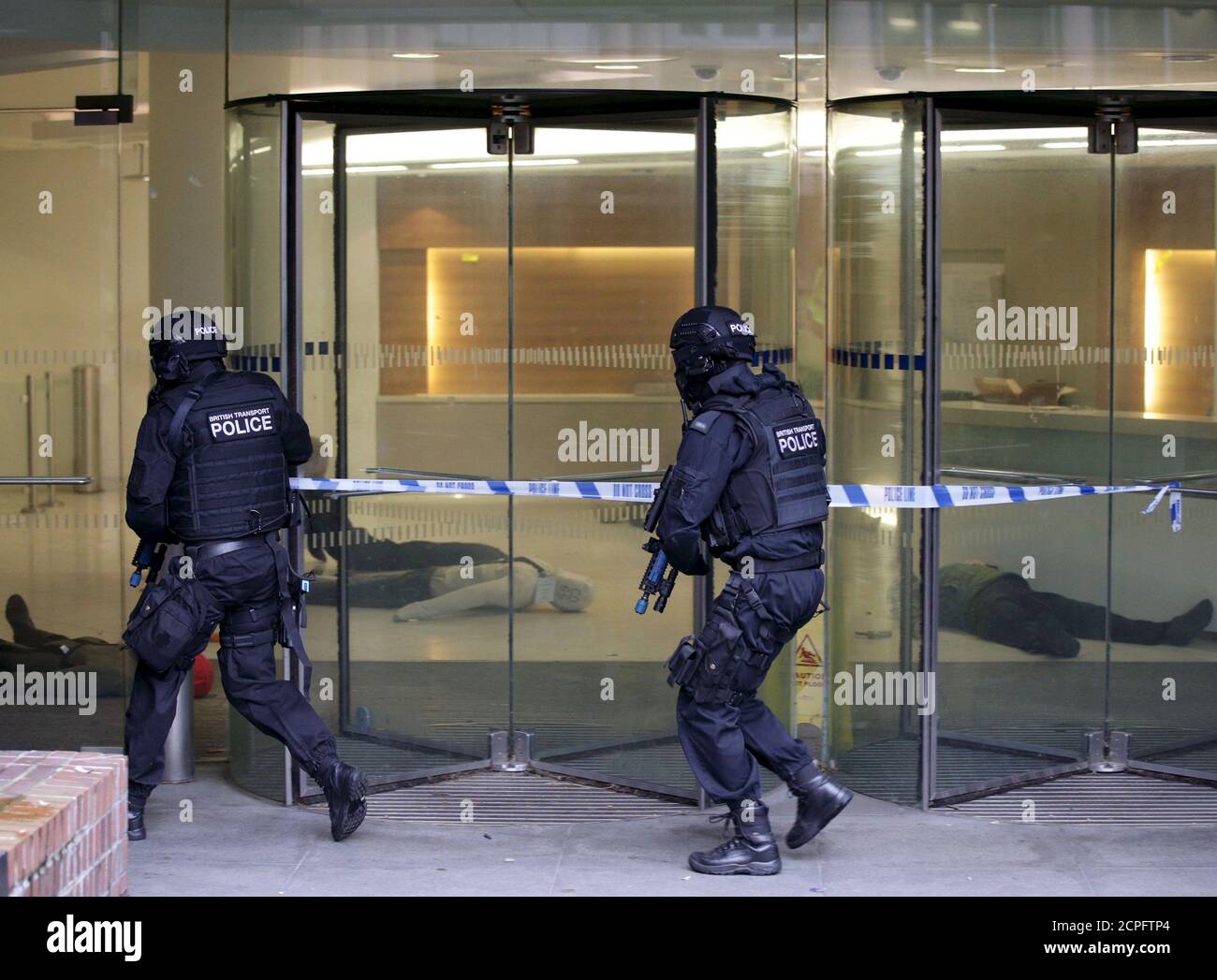 Metropolitan police pa wire hi-res stock photography and images - Alamy