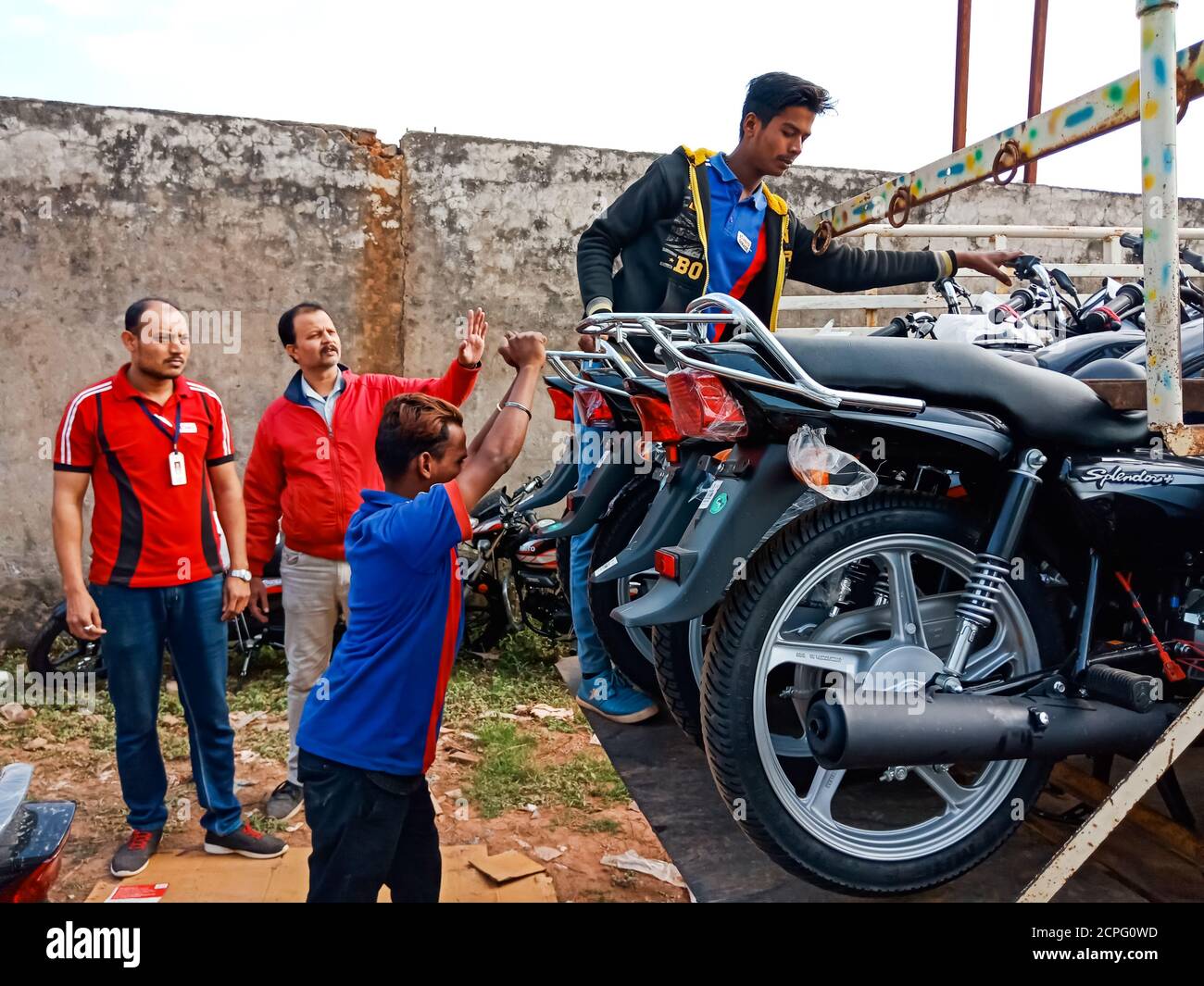 DISTRICT KATNI, INDIA - JANUARY 18, 2020: Indian automobile workers ...