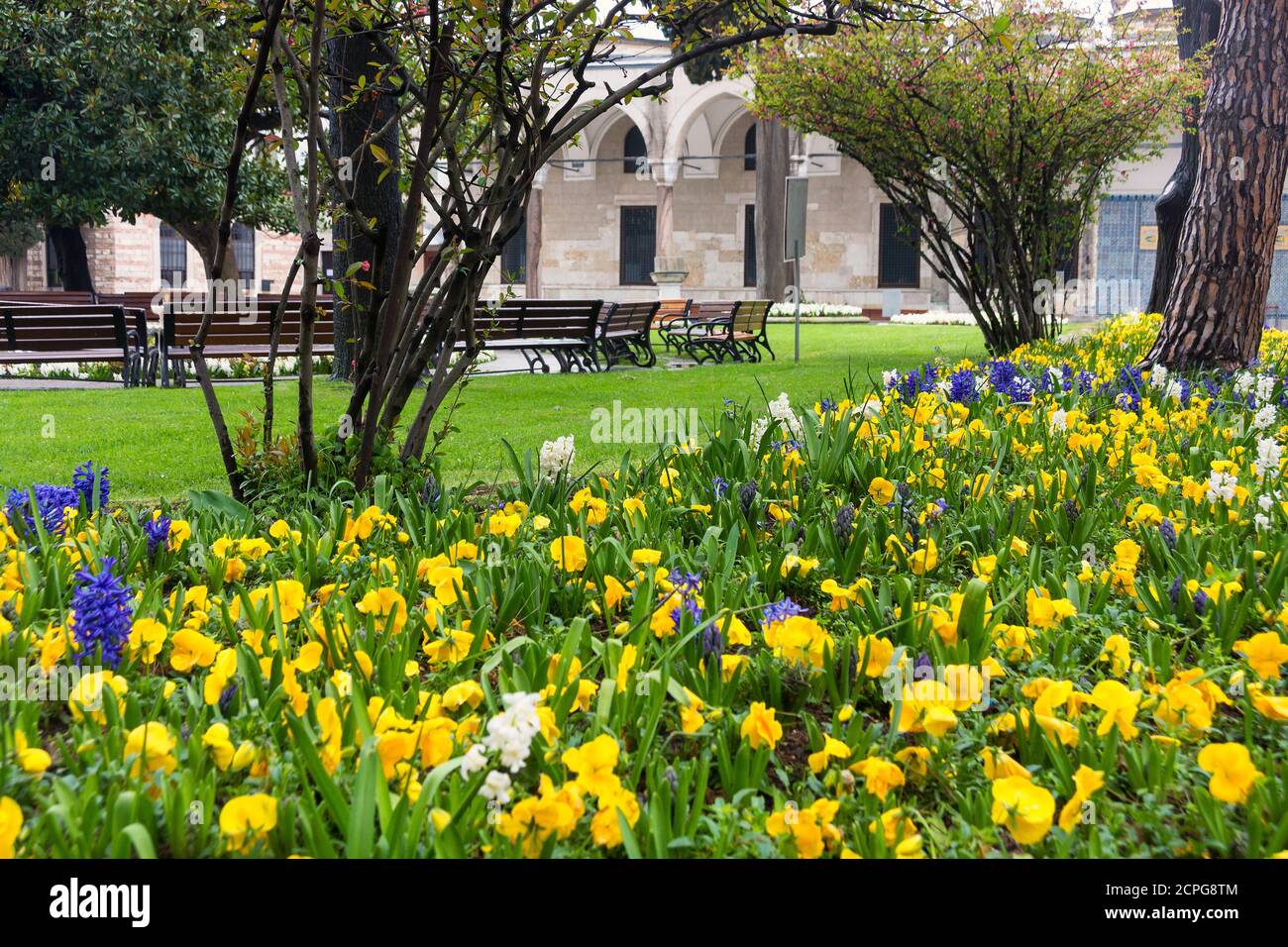 Turkey, Istanbul, Topkapi Palace, garden Stock Photo - Alamy