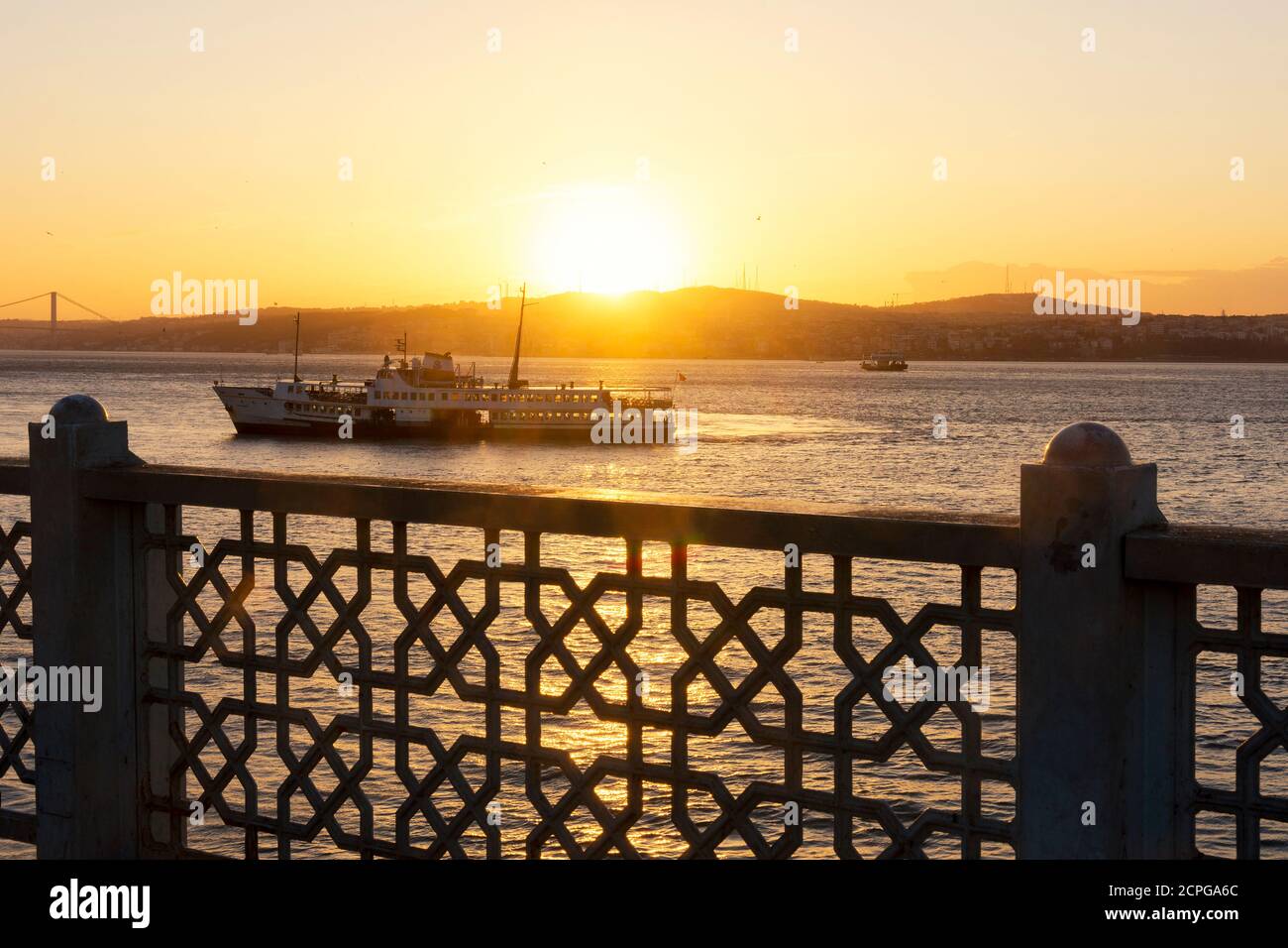 Turkey, Istanbul, Galata Bridge at sunrise, ferry Stock Photo - Alamy