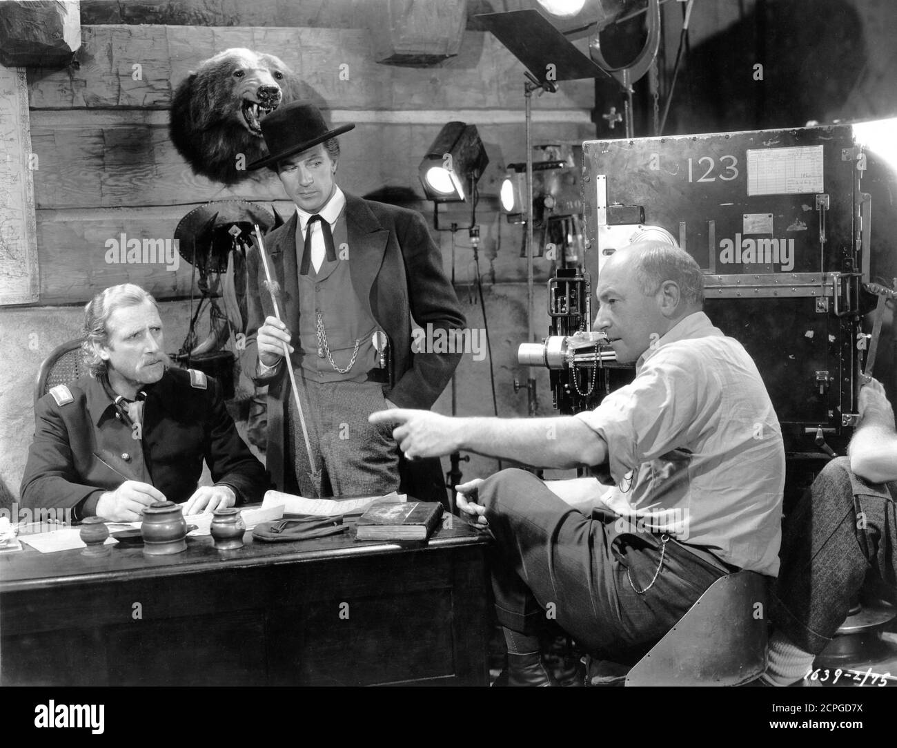 JOHN MILJAN as General George Armstrong Custer GARY COOPER as Wild Bill ...