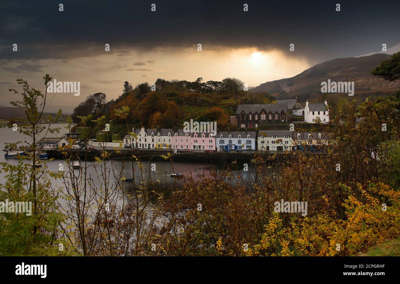 The beautiful harbour of Portree, Isle of Skye, Scotland Stock Photo ...