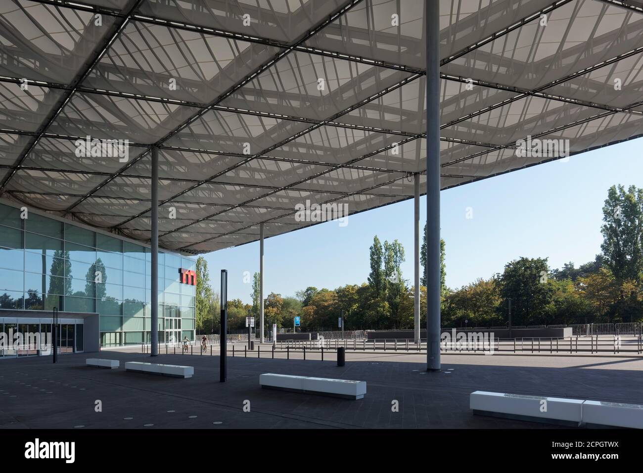 Duesseldorf exhibition center hi-res stock photography and images - Alamy