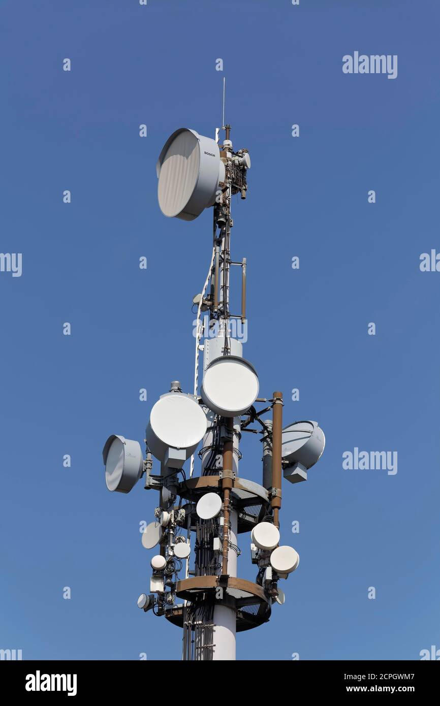 5g mobile communications antenna hi-res stock photography and images ...