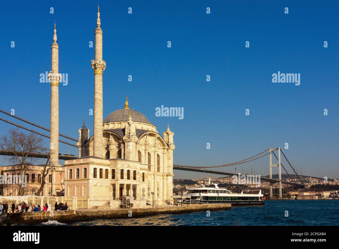 Turkey, Istanbul, Bosphorus, Ortakoy, Mosque and Bosphorus Bridge Stock ...