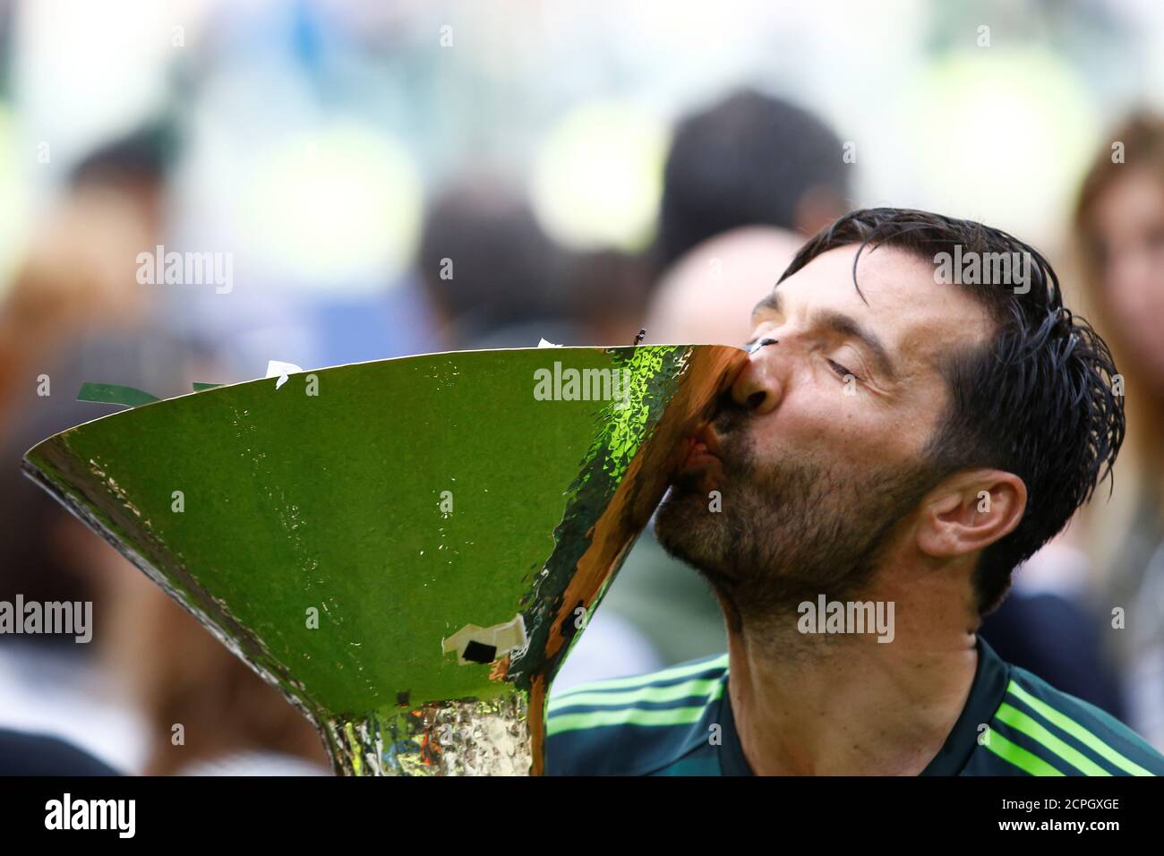 Gianluigi buffon trophy hi-res stock photography and images - Alamy