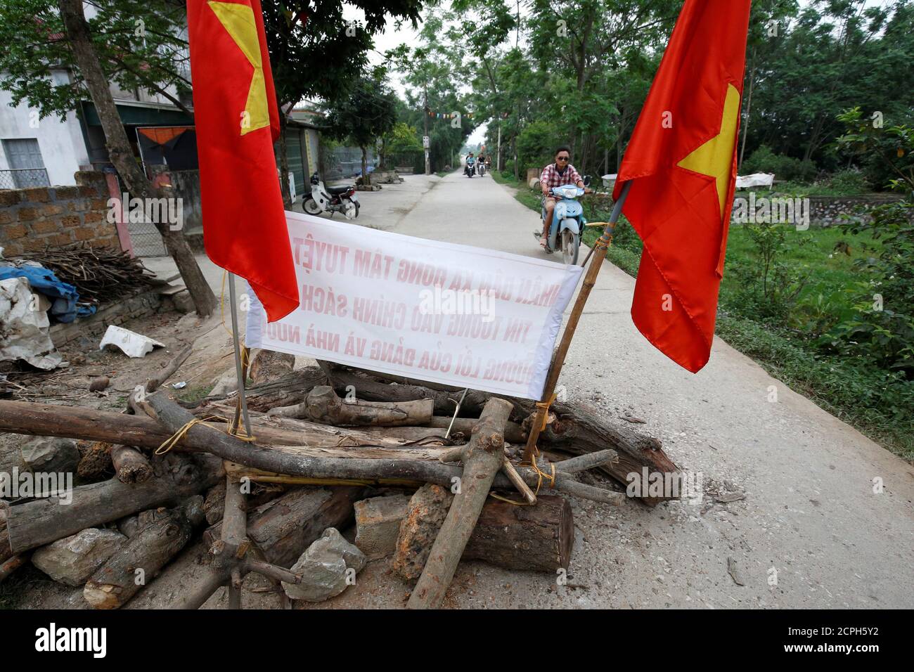 Peace vietnam protest hi-res stock photography and images - Alamy