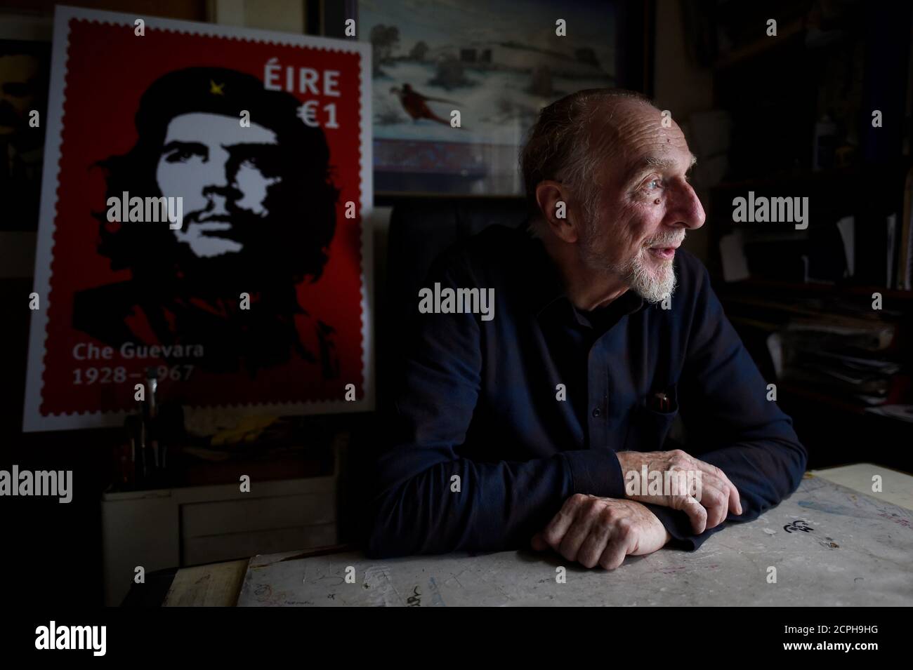 Jim fitzpatrick artist che guevara hi-res stock photography and images ...