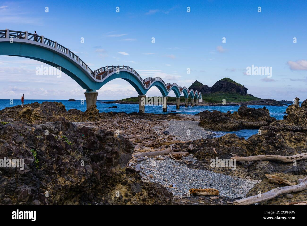 Sanxiantai Arch Bridge, Taidong County, East Taiwan Coast Stock Photo ...