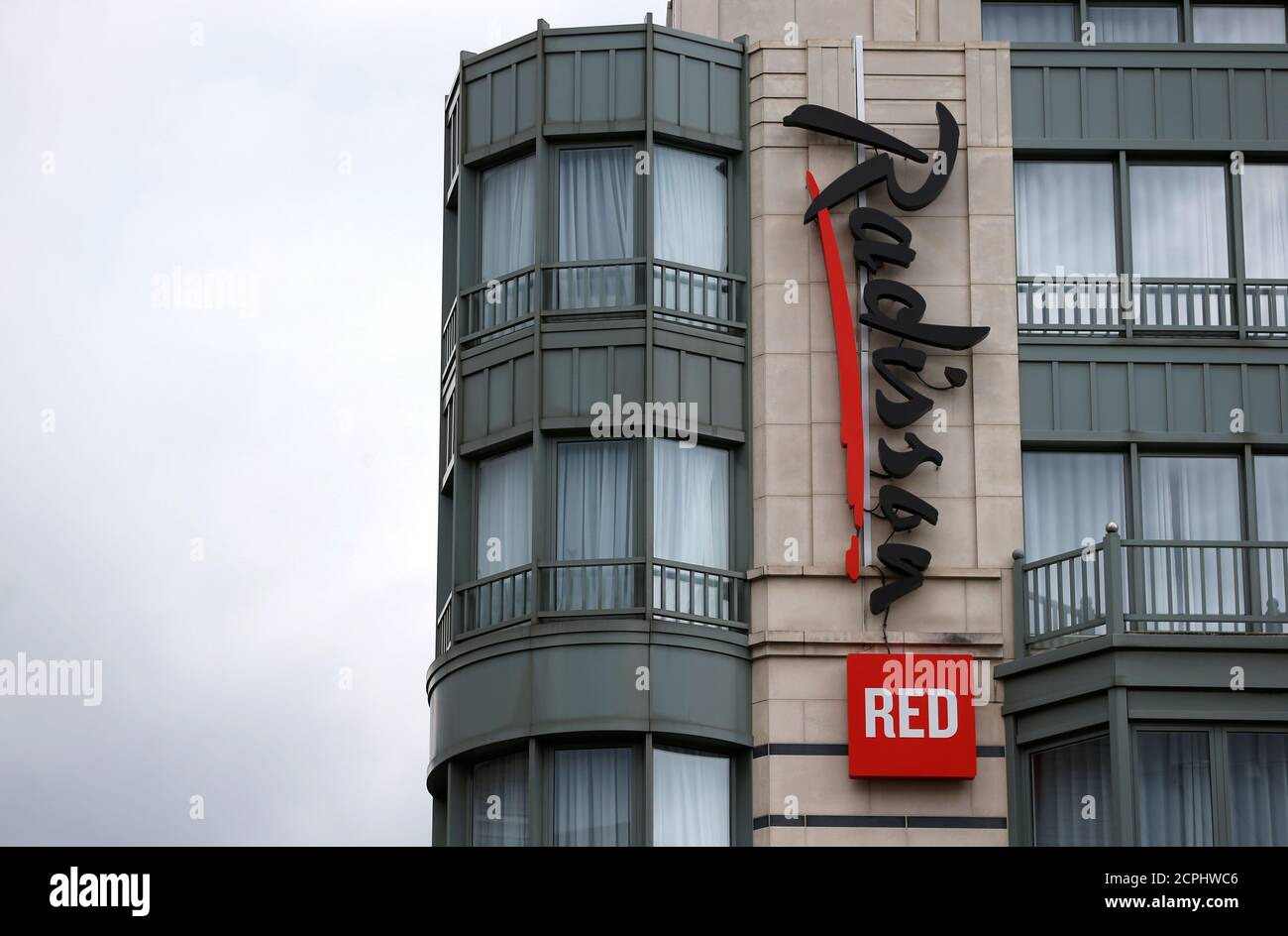 Radisson logo hi-res stock photography and images - Alamy