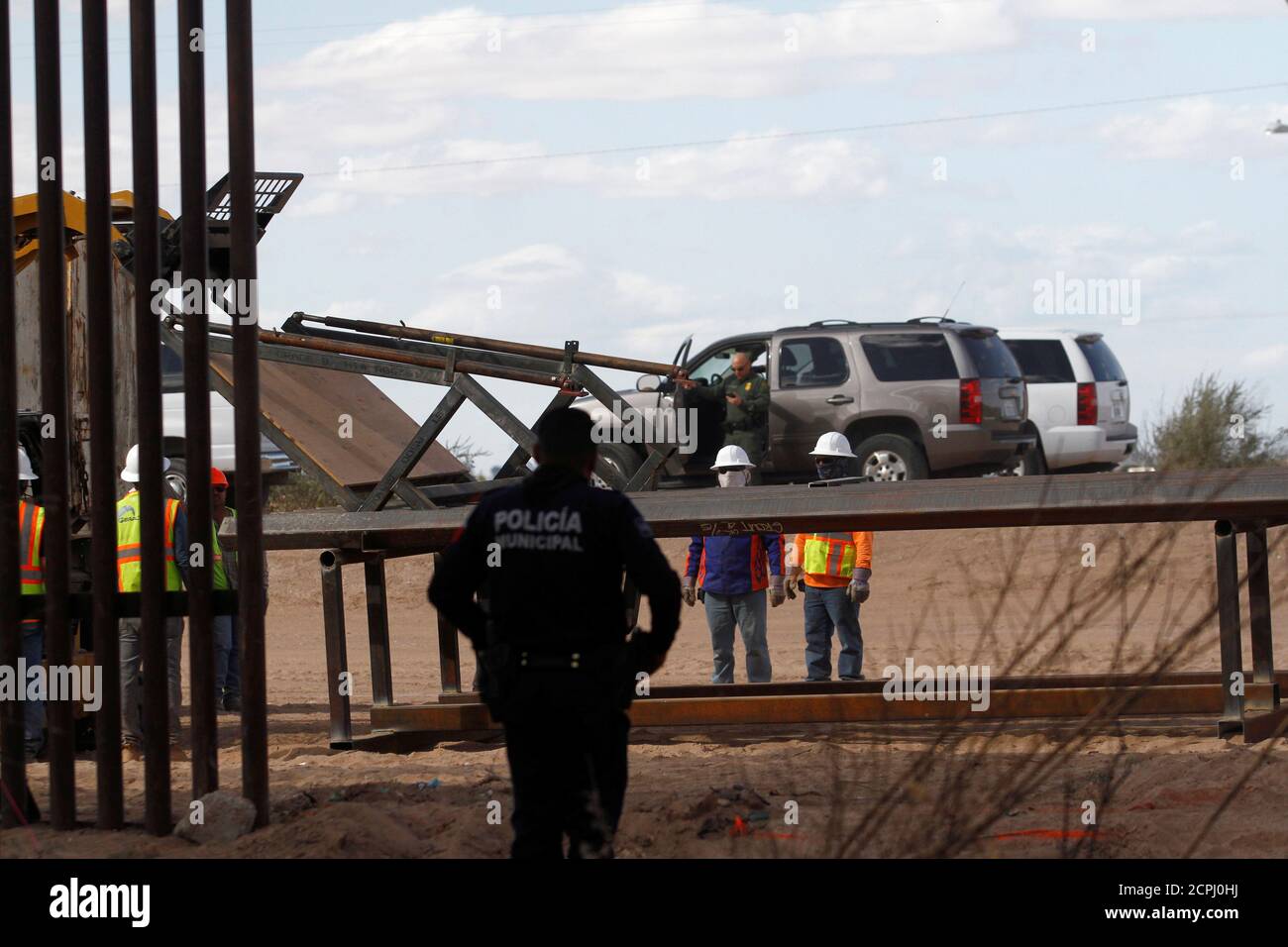 Us Mexico Border Calexico Mexicali Border High Resolution Stock ...