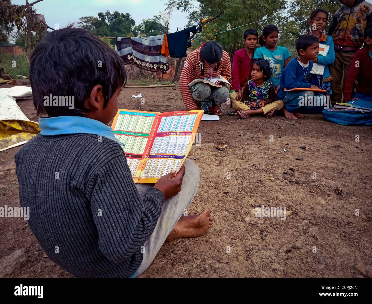 India indian young preteen hi-res stock photography and images - Alamy