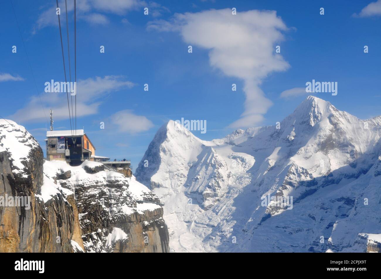Cable car hut hi-res stock photography and images - Alamy