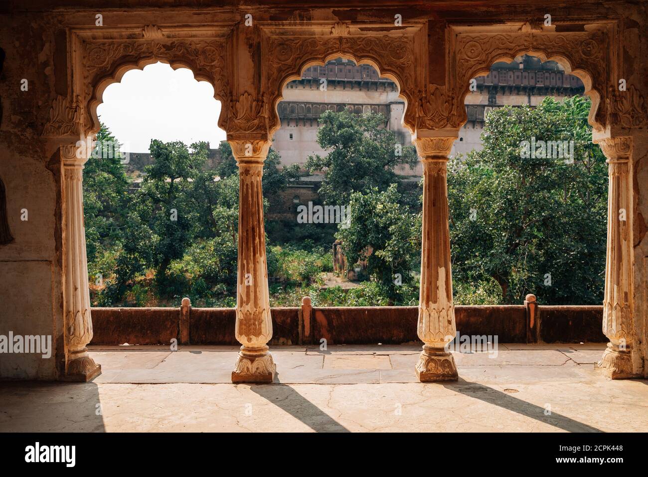 Orchha Fort Rai Parveen Mahal in Orchha, India Stock Photo - Alamy