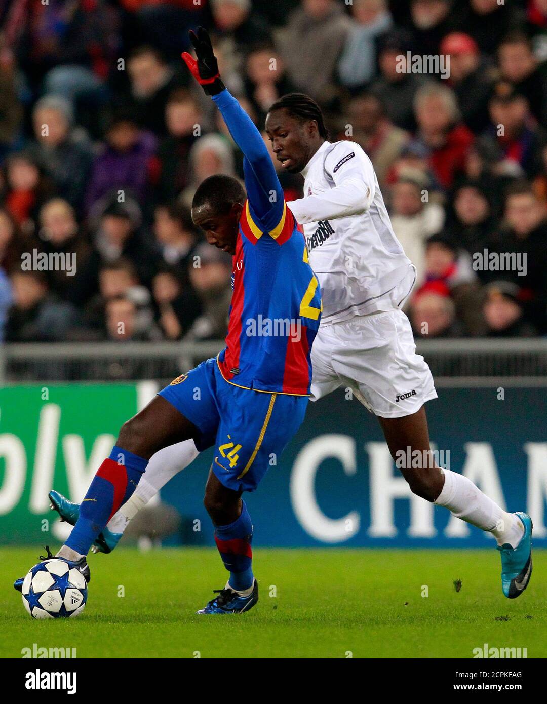 Traore fcb hi-res stock photography and images - Alamy