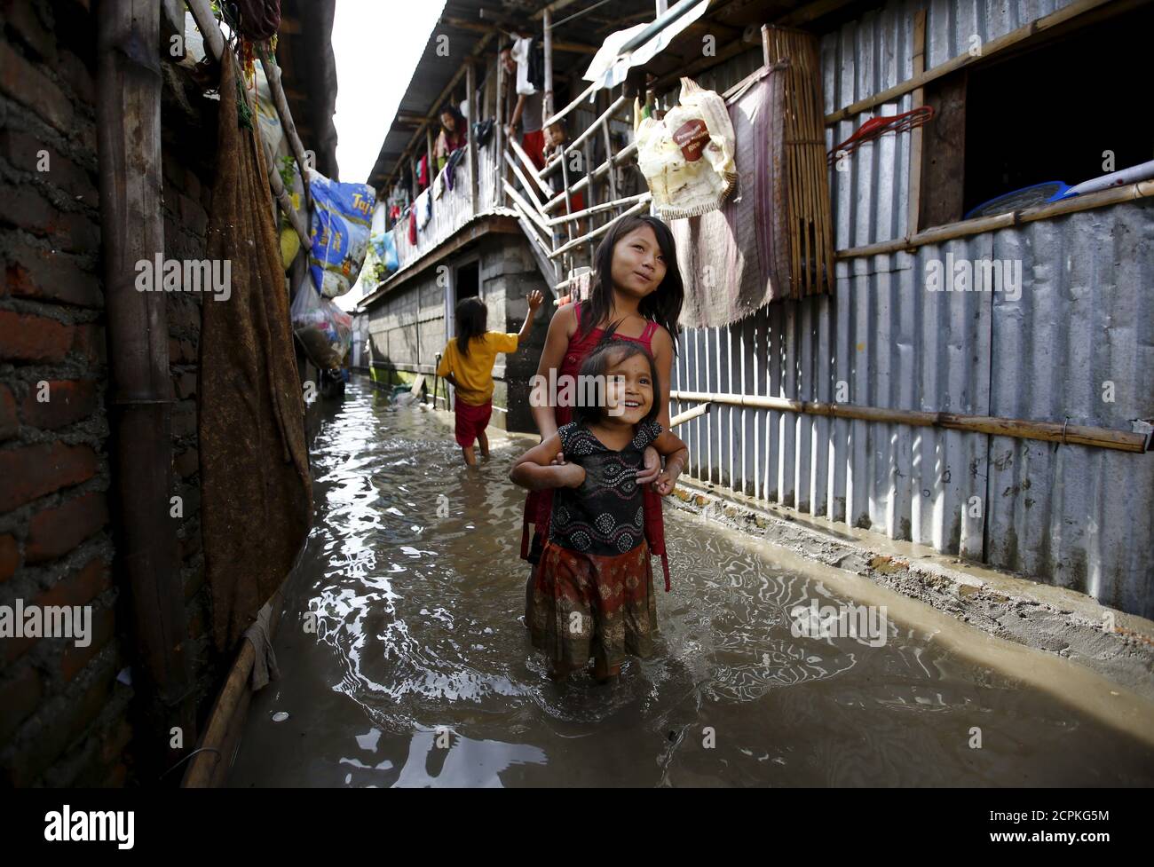 Nepal slum High Resolution Stock Photography and Images - Alamy