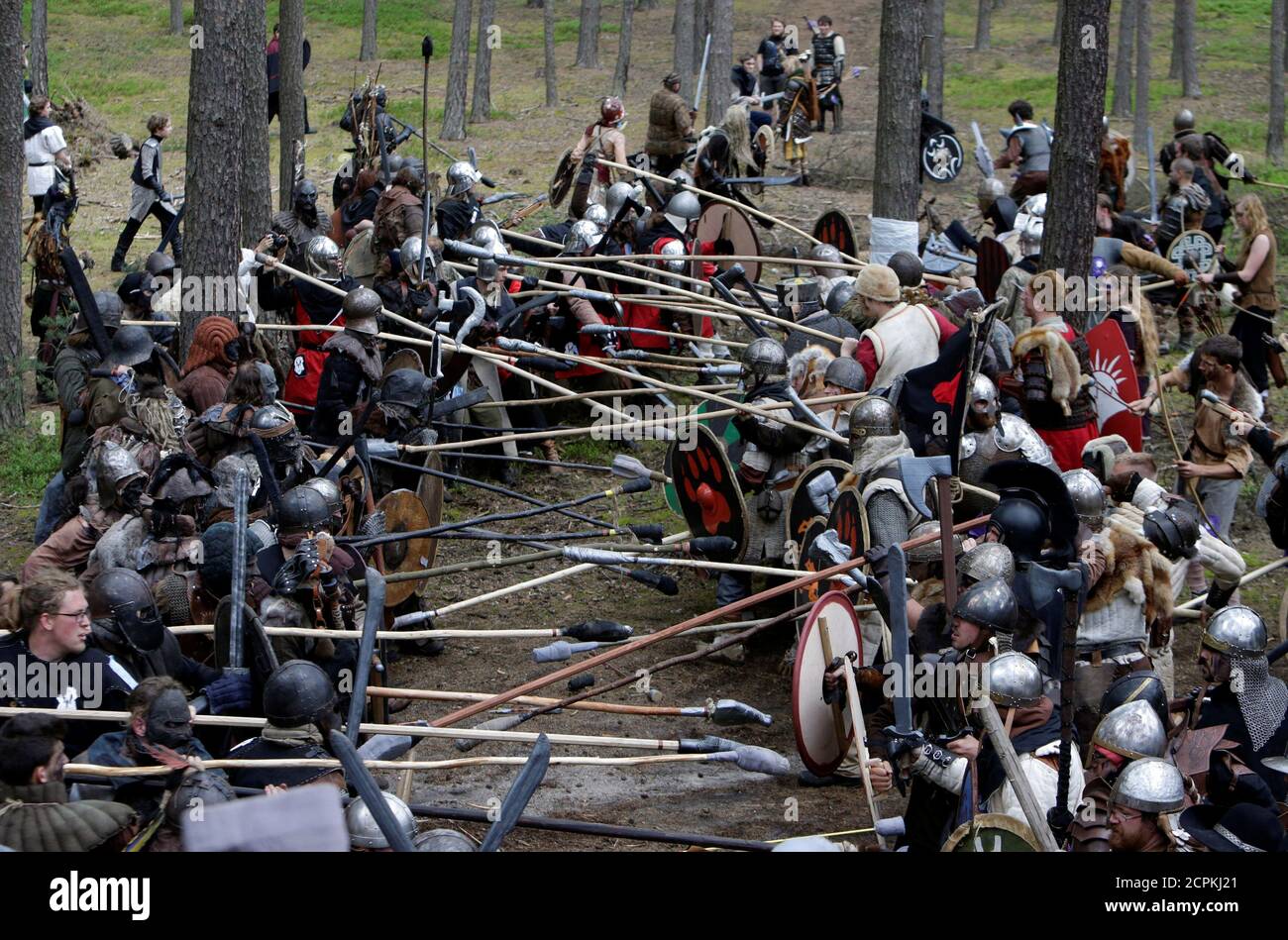 Orcs and elves hi-res stock photography and images - Alamy