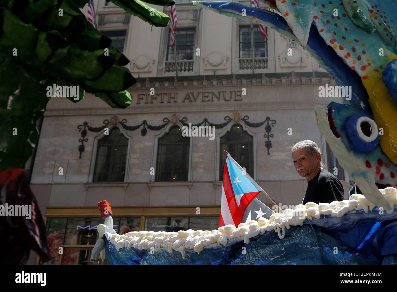 Puerto rican parade new york float hi-res stock photography and images ...