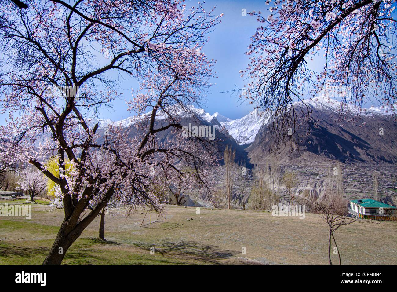 Huza hi-res stock photography and images - Alamy