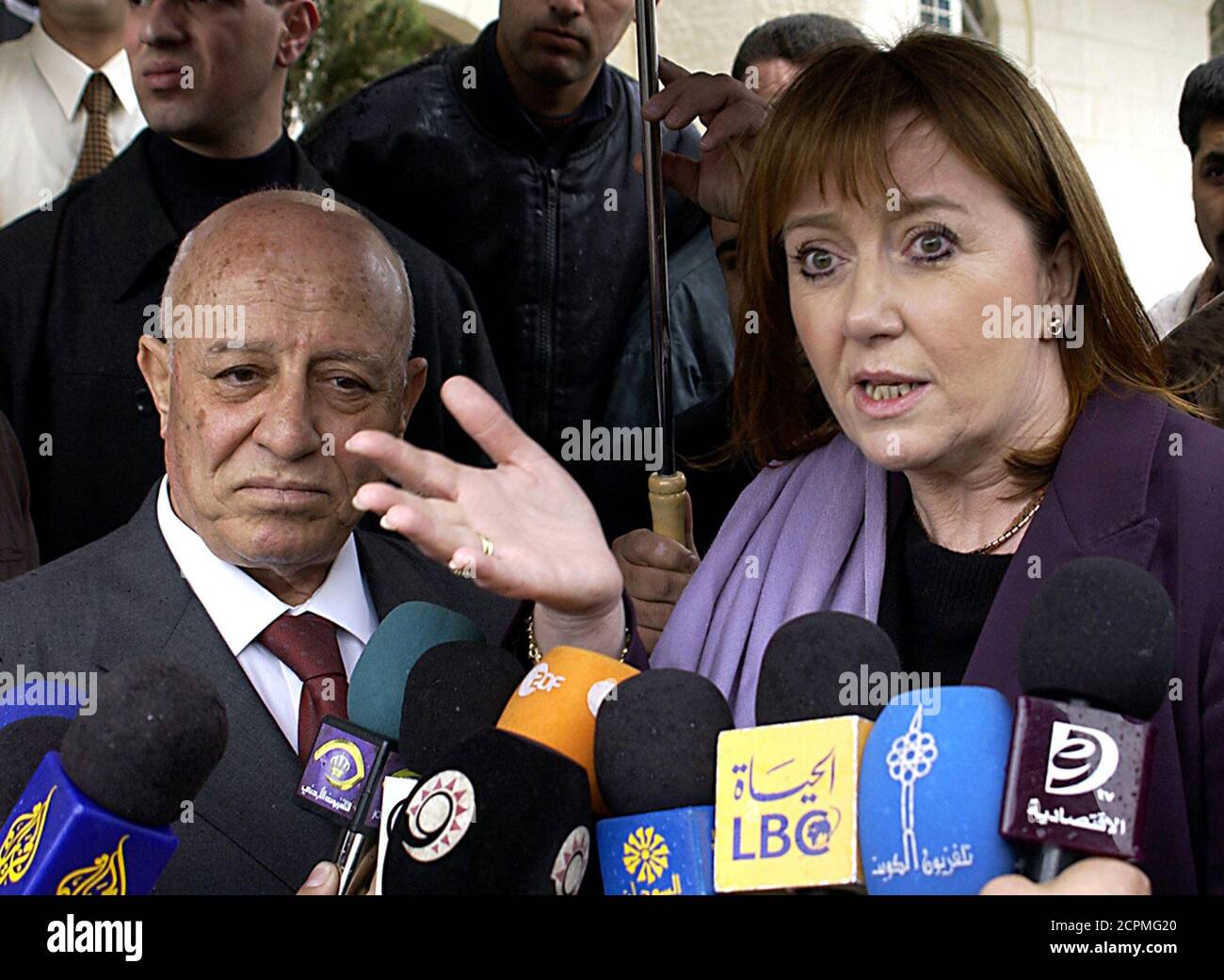 L r baroness symons hi-res stock photography and images - Alamy