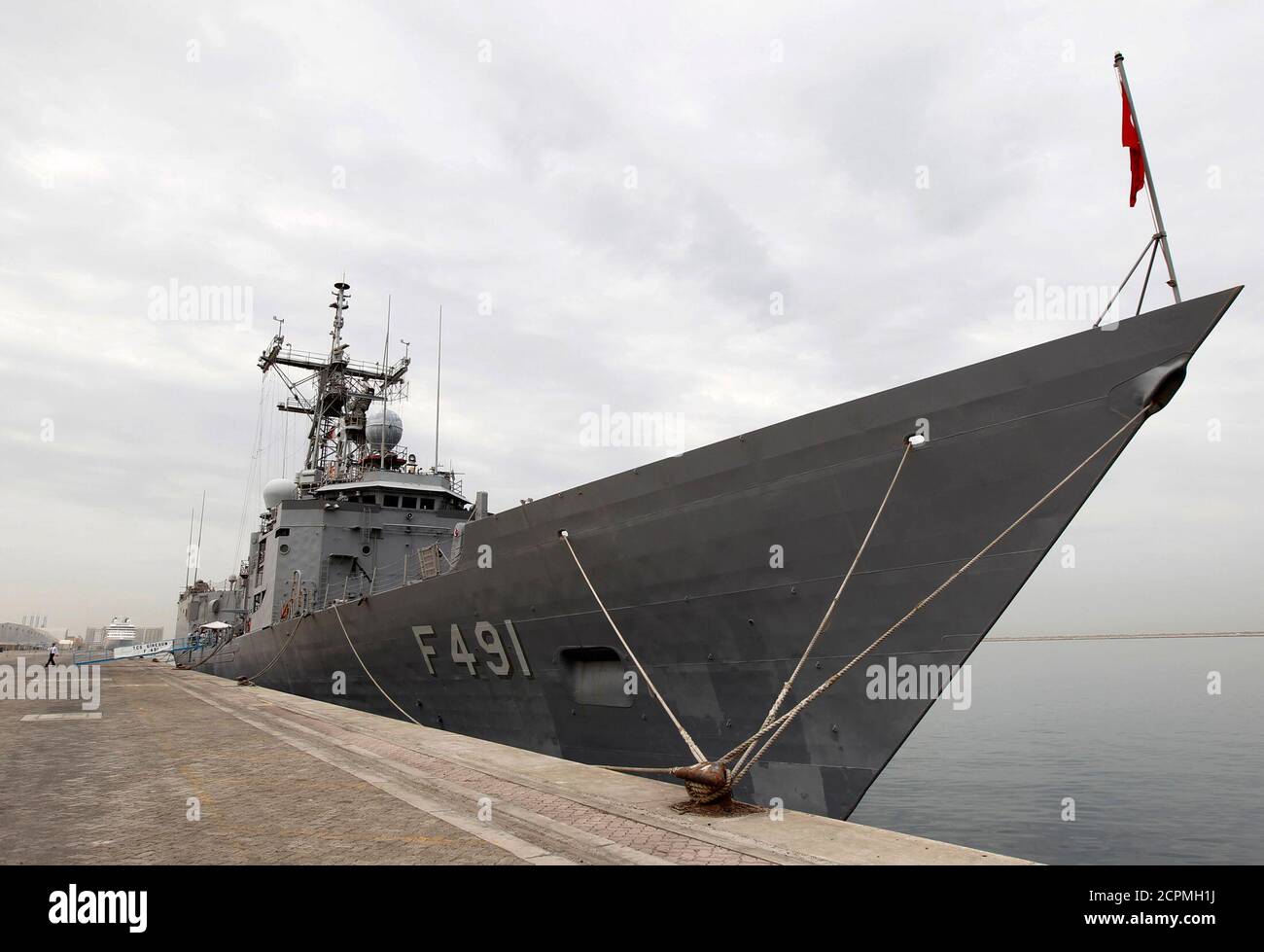Snmg2 flagship hi-res stock photography and images - Alamy