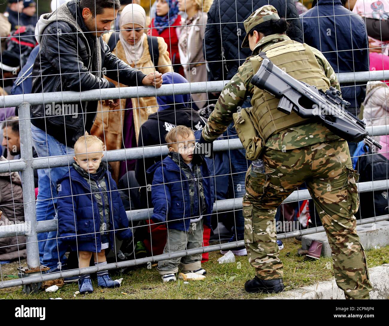 Slovenian army hi-res stock photography and images - Alamy