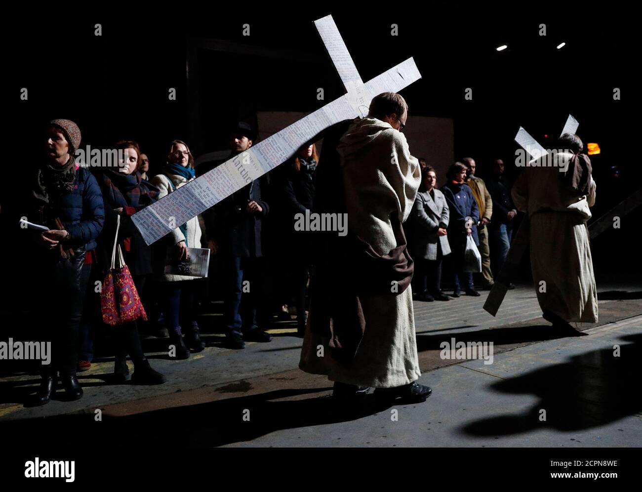 Actors portraying christ hi-res stock photography and images - Alamy