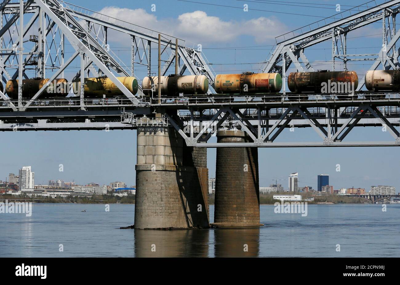 Train moves railway bridge hi-res stock photography and images - Alamy