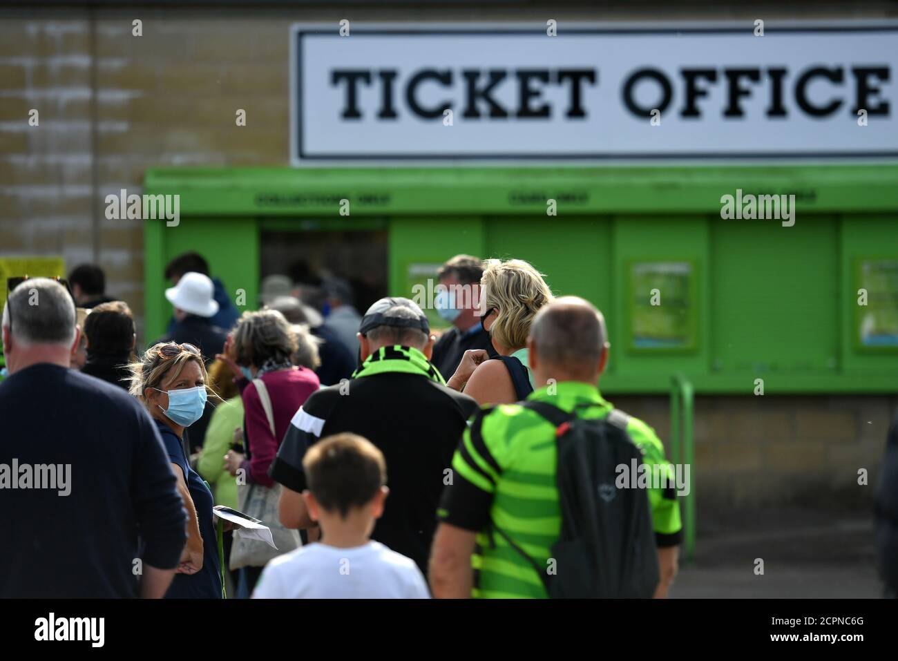 Forest green rovers v bradford city hi-res stock photography and images ...