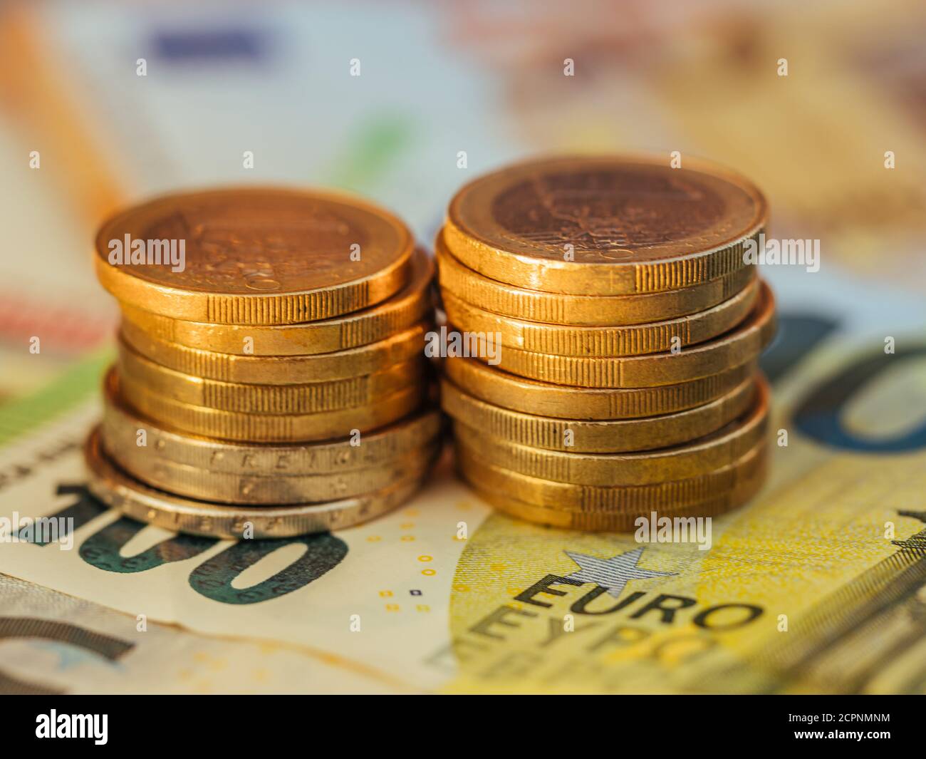 Euro coin stacks hi-res stock photography and images - Alamy
