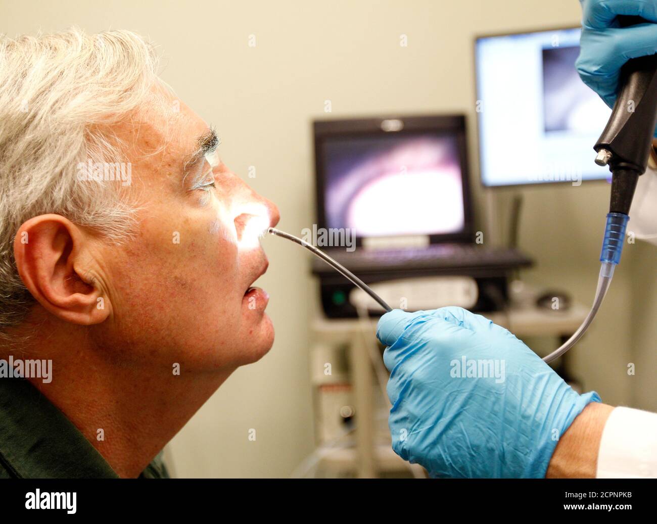 Ent scope hi-res stock photography and images - Alamy