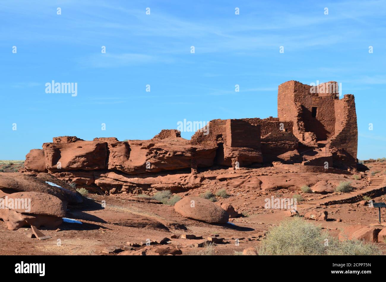 Beautiful red rock dwellings of the Puebloan people Stock Photo - Alamy