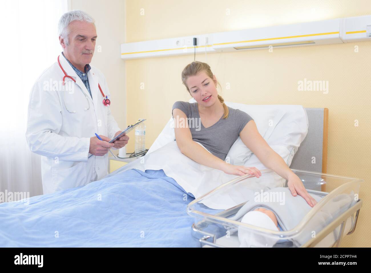 Parturition hi-res stock photography and images - Alamy