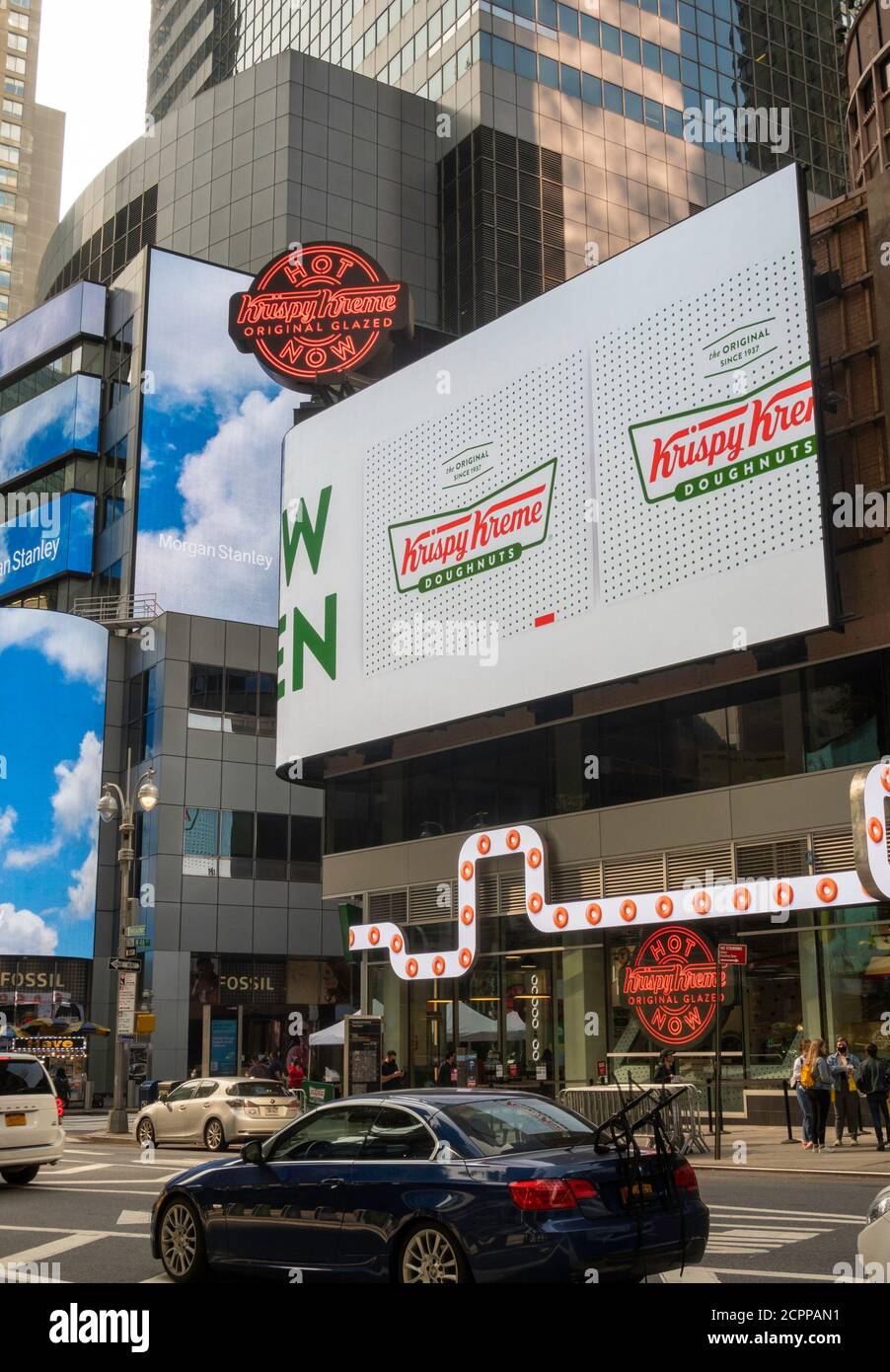 Krispy Kreme Doughnut Store, Times Square, NYC, USA Stock Photo - Alamy
