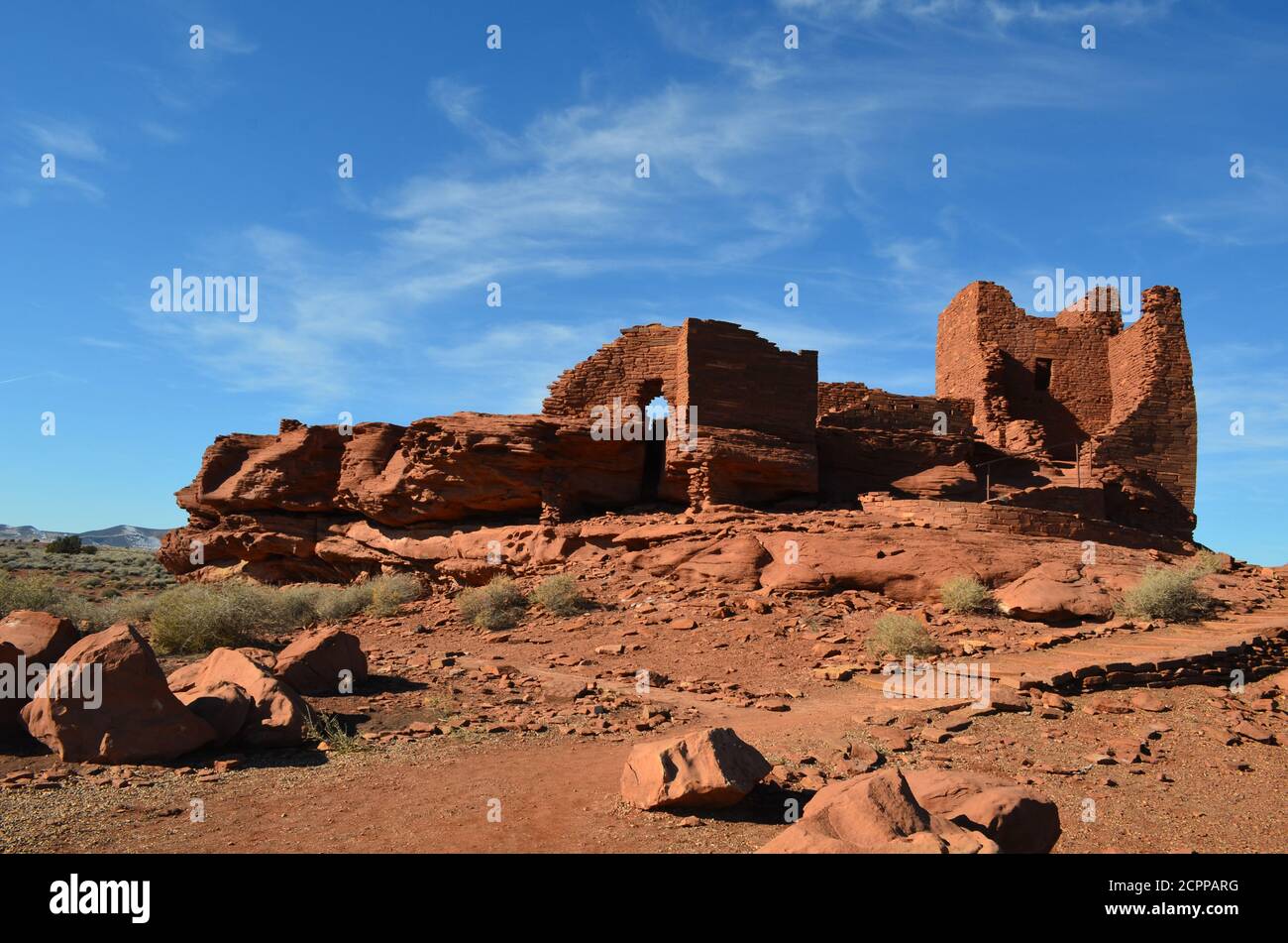 Stunning red rock ruins of Wukoki in Arizona Stock Photo - Alamy