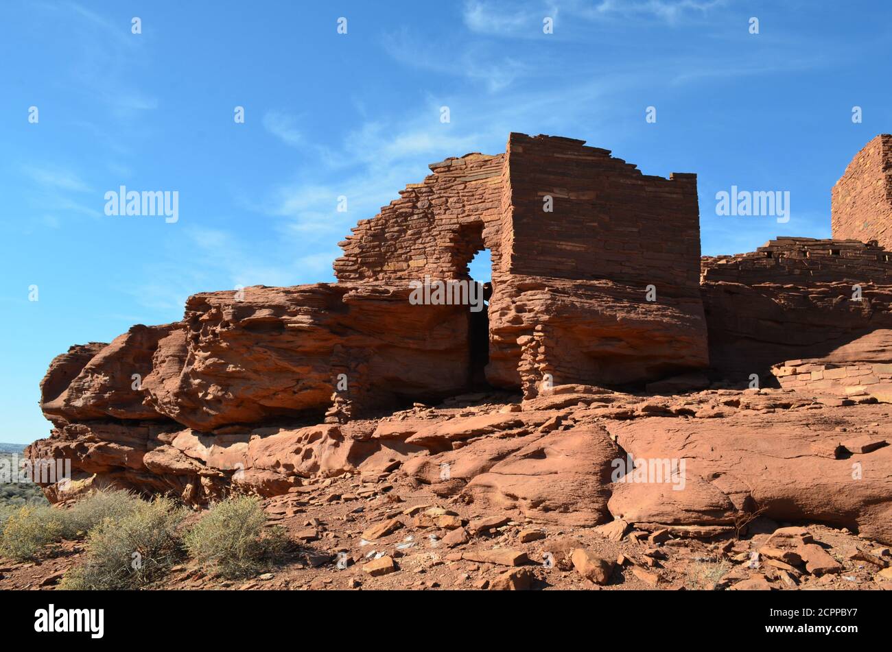 Stunning historic red rock Puebloan ruins in Arizona Stock Photo - Alamy