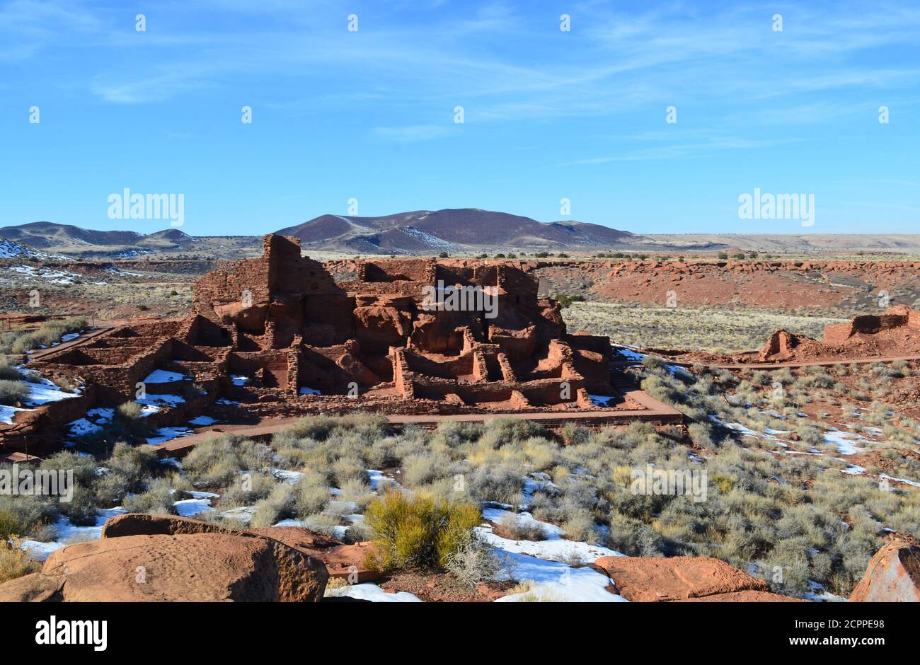 Amazing landscape with beautiful red rock ruins Stock Photo - Alamy